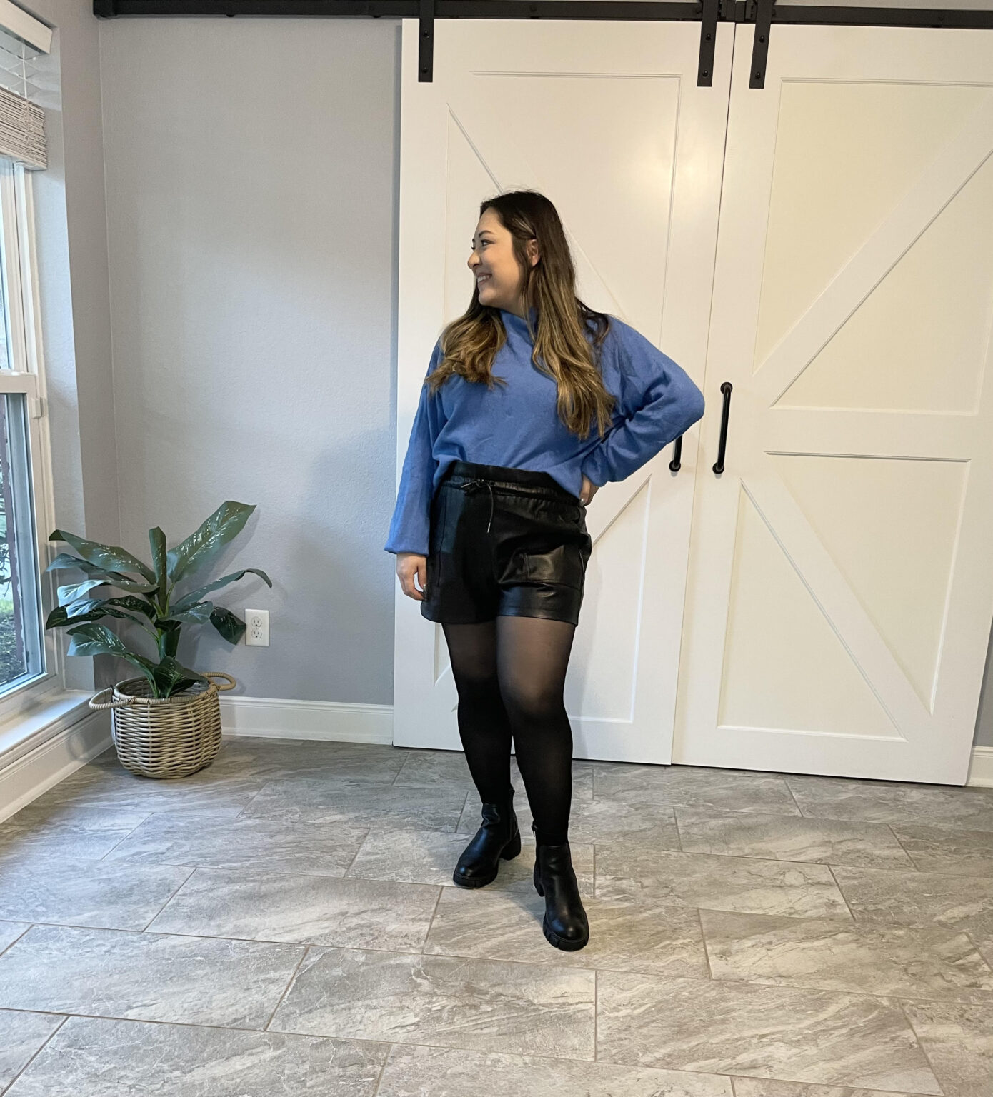 How to Style Faux Leather Shorts and Sheer Tights - Diana Colibri