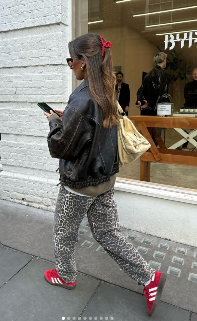 16 Chic Ways to Style Leopard Print Pants - Diana Colibri