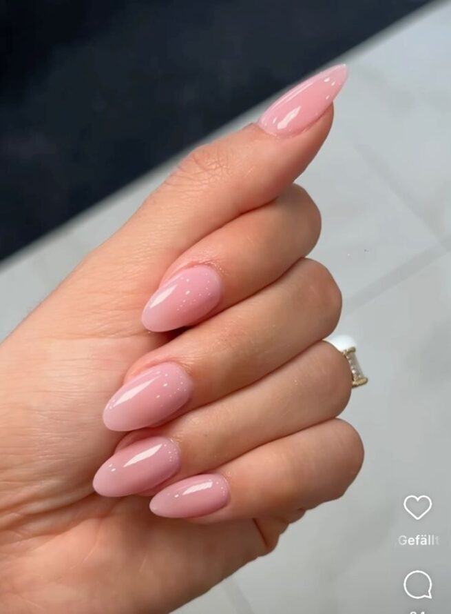 30 Classy Spring Nails for a Fresh New Season - Diana Colibri